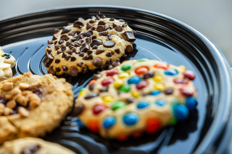 Heidi’s Darn Good Cookies closing in Bay City