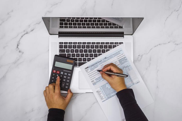 Trump cuts could save taxpayers $3,477 in 'biggest tax refund' ever ...