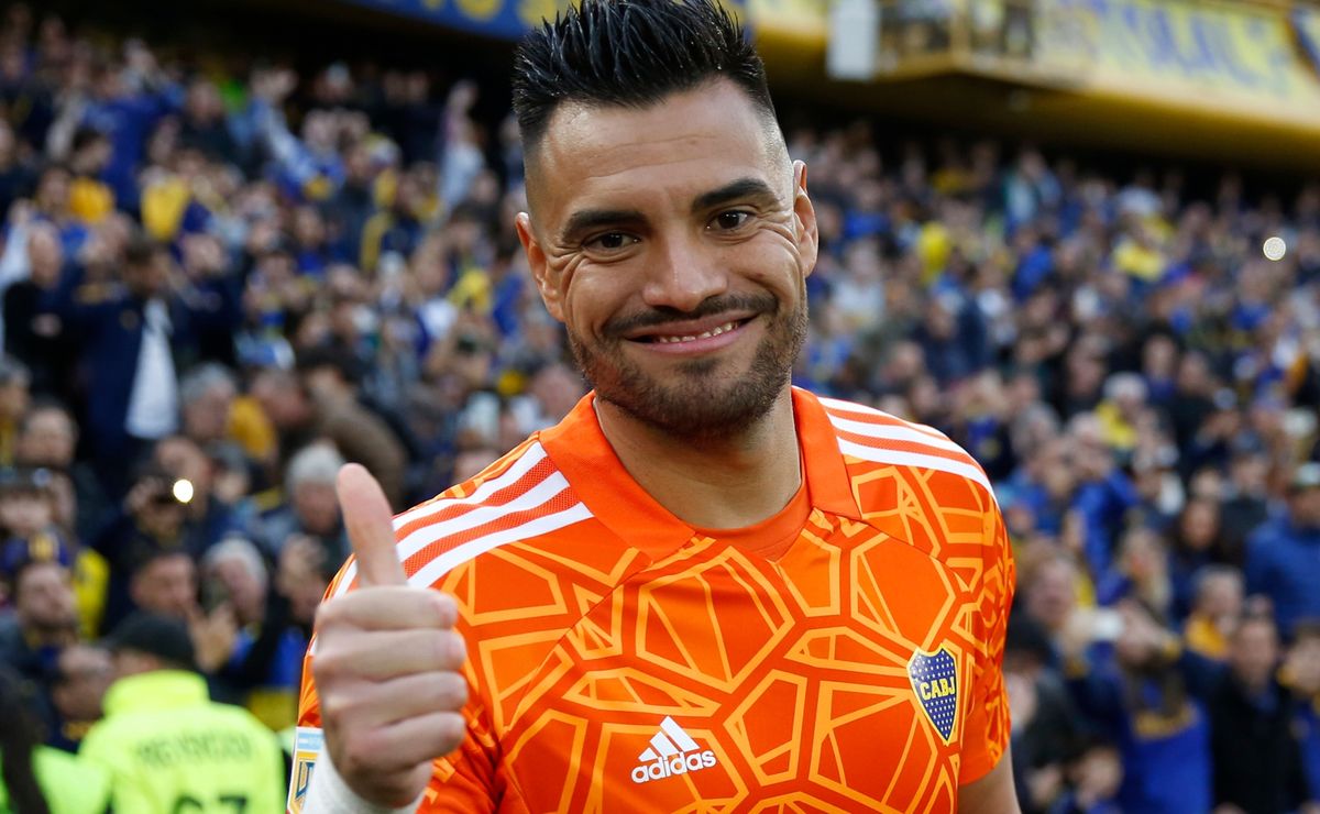 Tras ser borrado en Boca y Argentinos, Chiquito Romero se postuló para ...