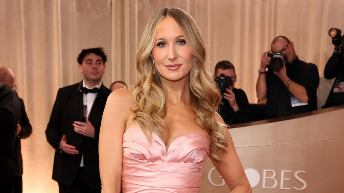 Nikki Glaser reveals how much she made babysitting Hollywood couple’s kids