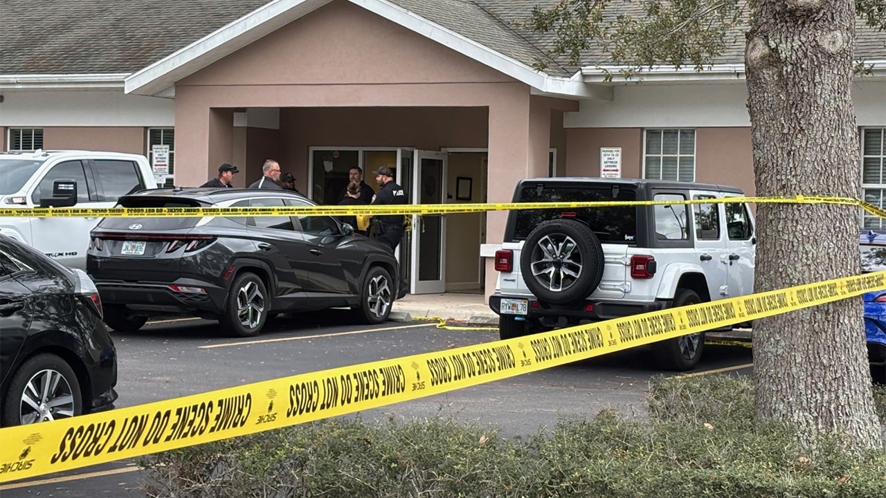 Bradenton medical complex shooting leaves woman dead, another ...