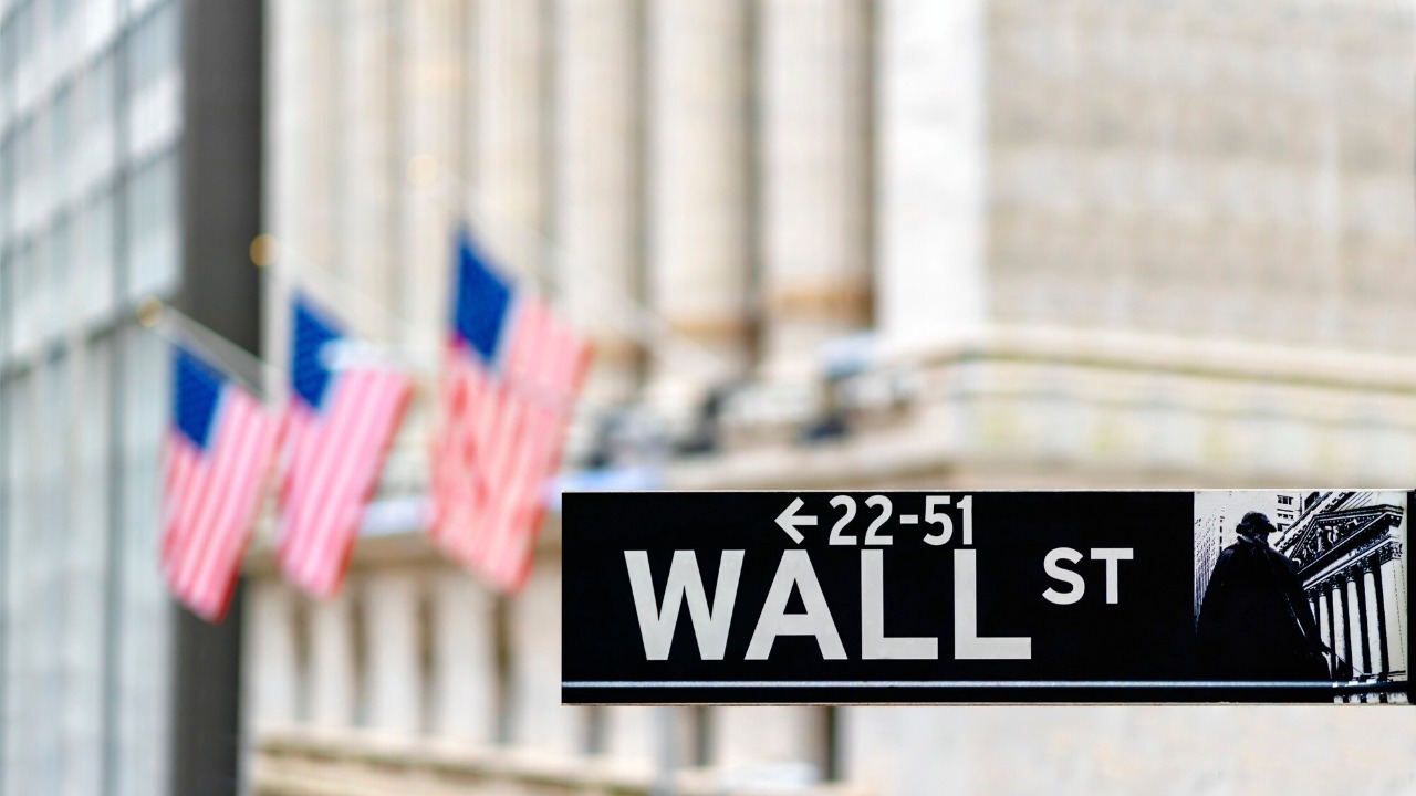 Wall Street scrambles as the president suddenly puts it on defense