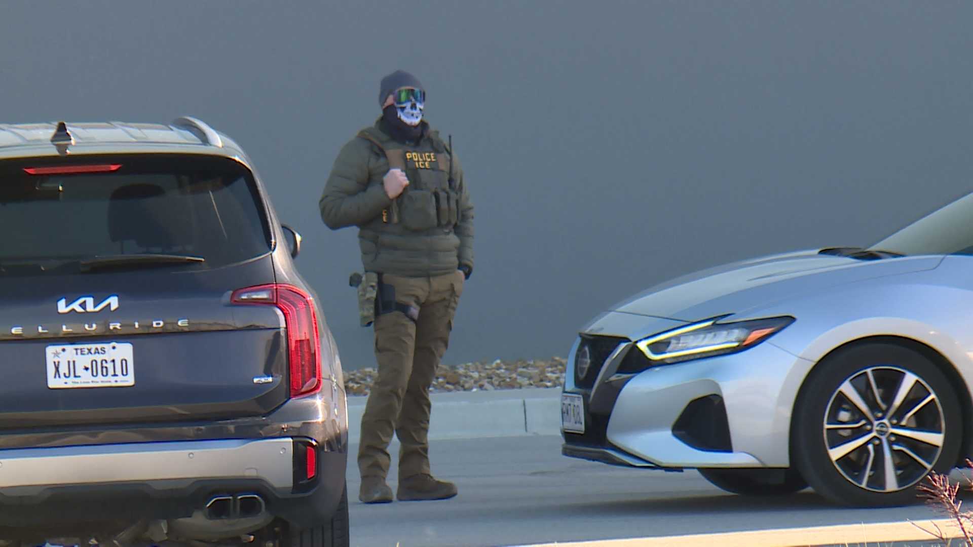 Leaders chime in after reports of ICE touring south Kansas City ...