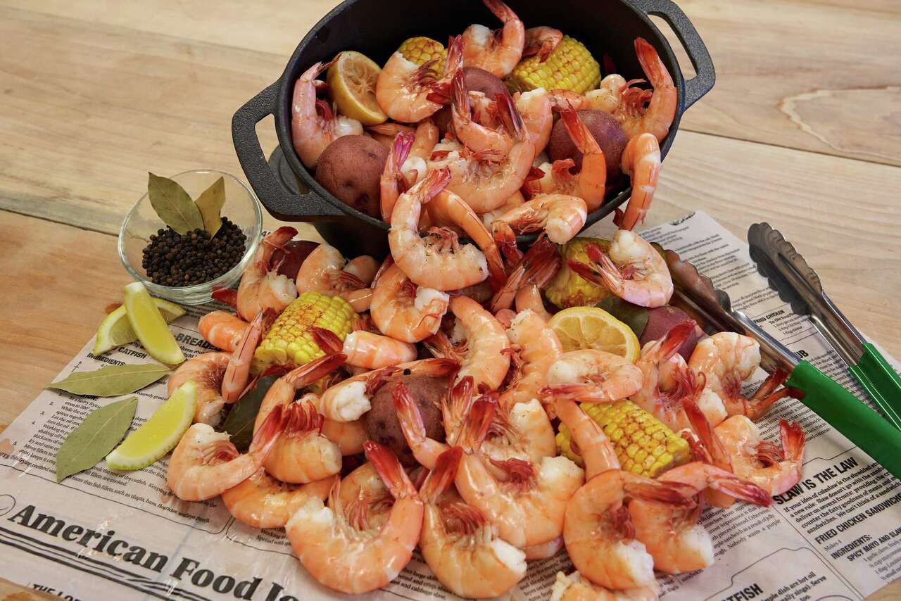 How did Landry's restaurant sign end up in the middle of a Houston freeway?