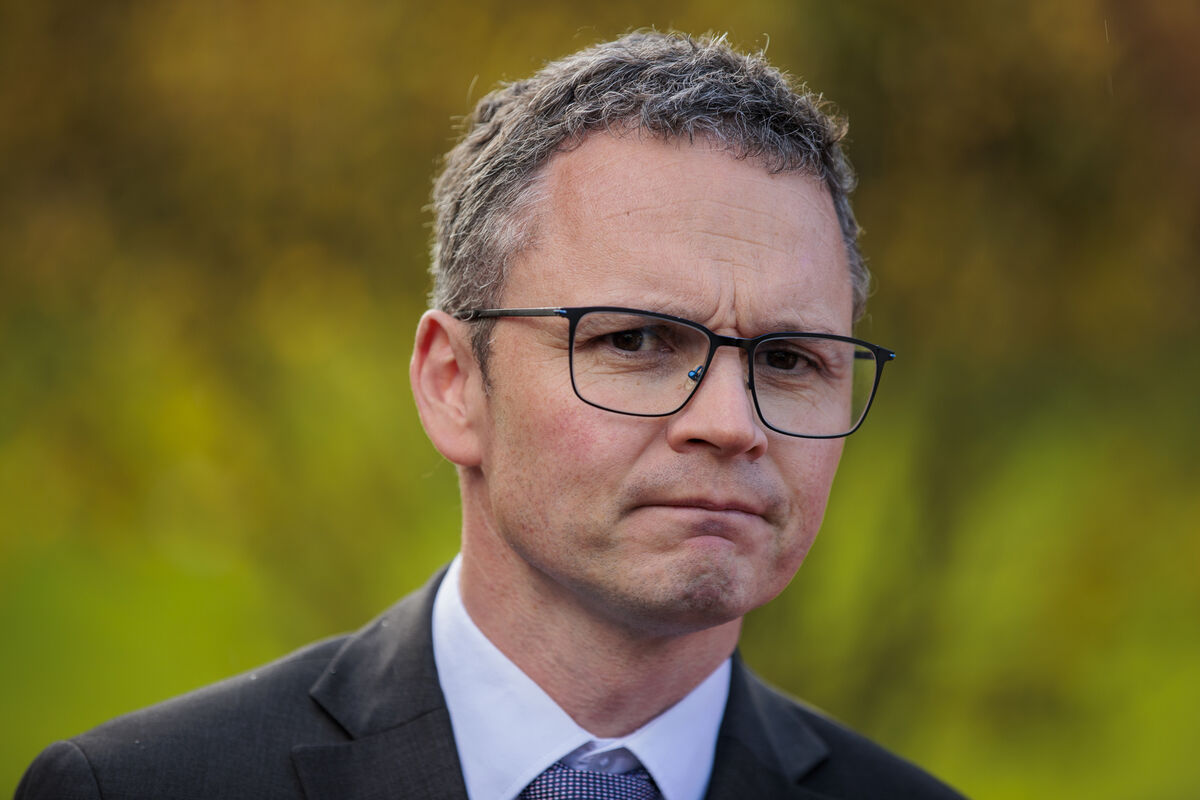 Housing and media ministers yet to enter plan to repay incorrect ...