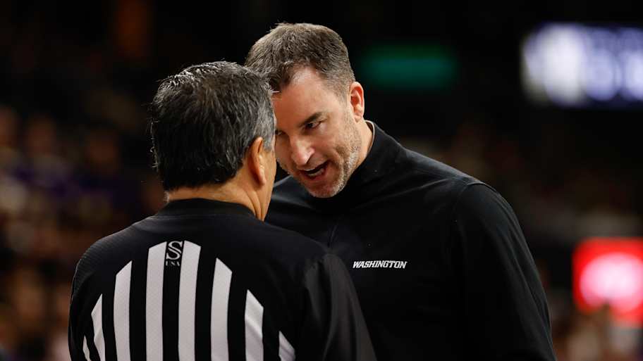 Huskies legend questions the integrity of the game in Washington's loss ...