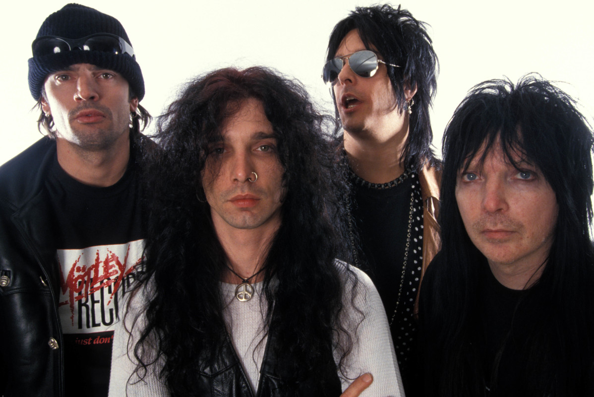'90s rock legend announces special collaboration with Tom Keifer
