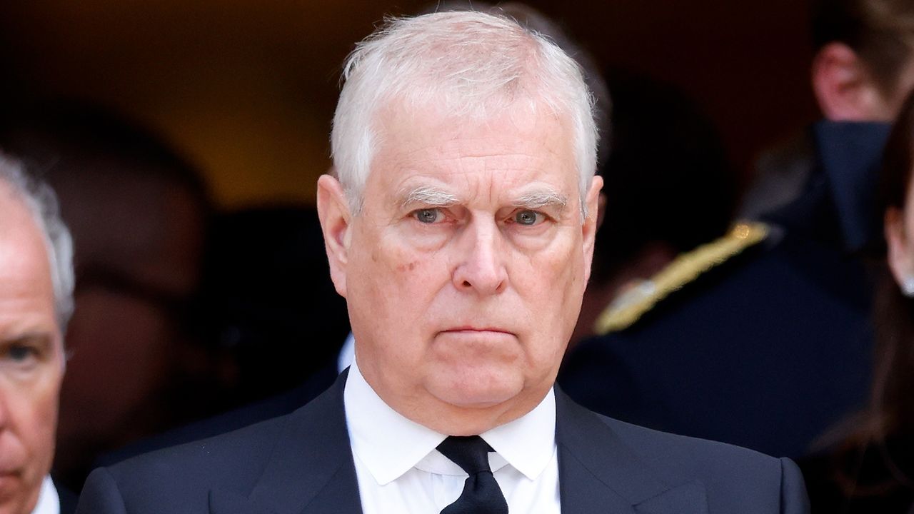 Former Prince Andrew preparing to 'scuttle off into the distance' as ...