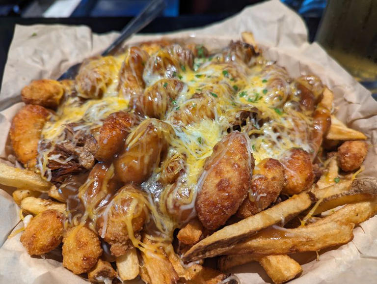 7 North Dakota small-town cafes serving hotdish plates locals still ...