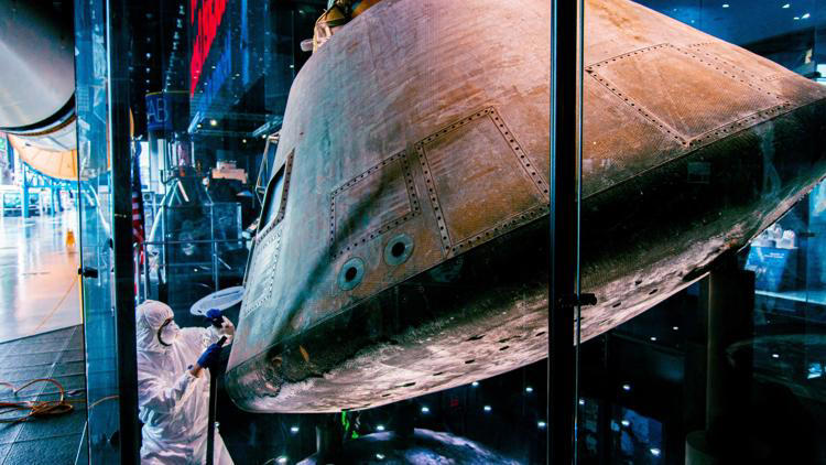 US Space and Rocket Center completes cleaning of Apollo 16 Command Module