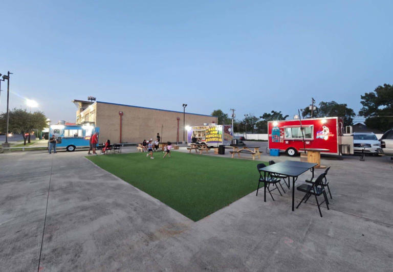 Food trucks, vendors are one step closer to returning to this Fort ...
