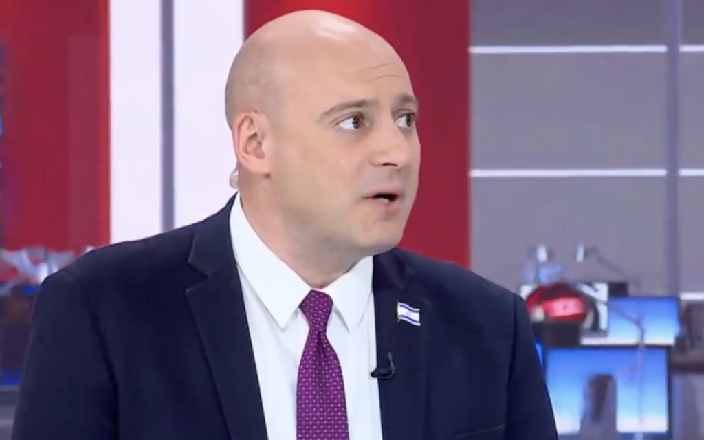 Right-wing Israeli TV report fuels rumors Israel supplying arms to Iran ...