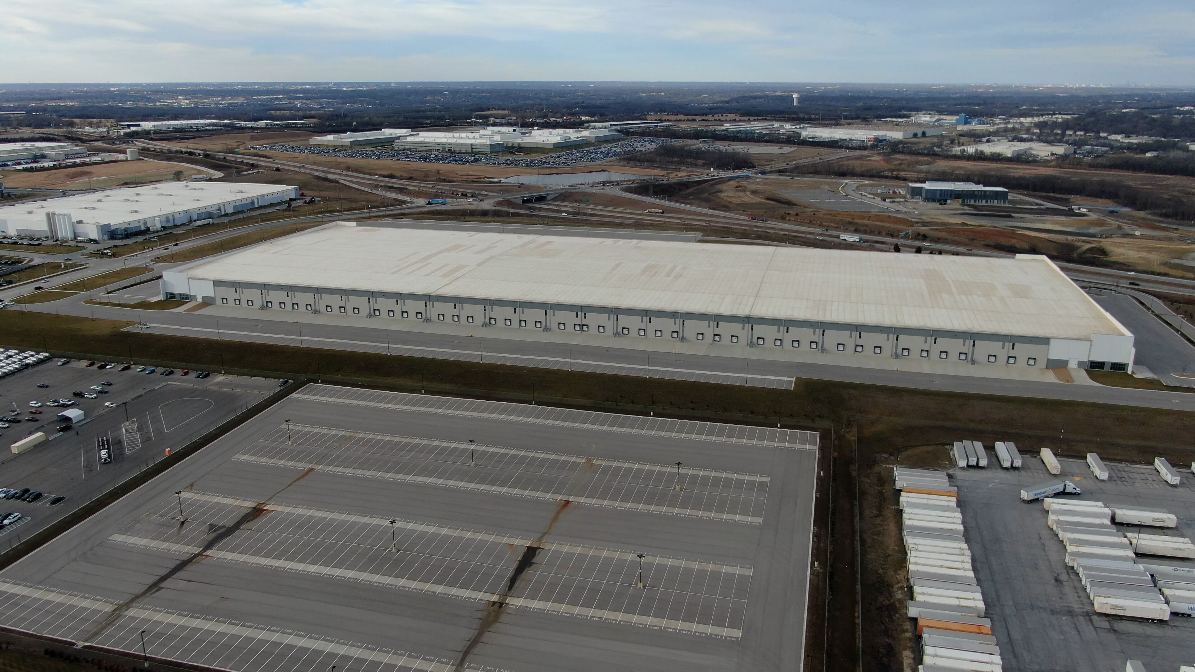 Previous owner of proposed ICE detention facility building says ...