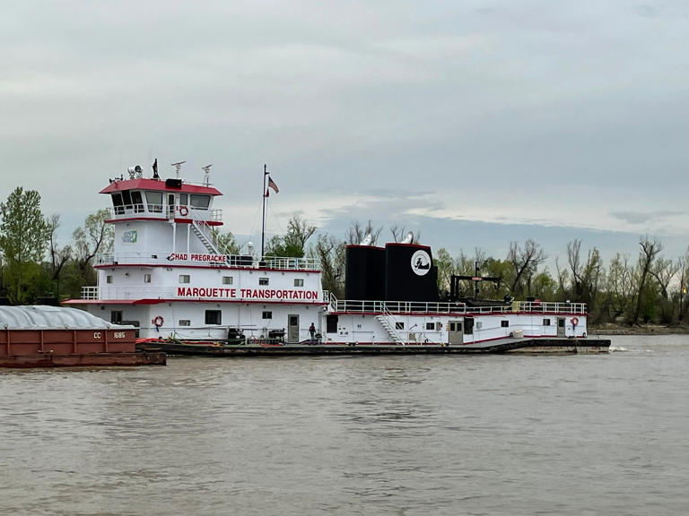 Feds say Mississippi River barge was driven underwater before sinking ...