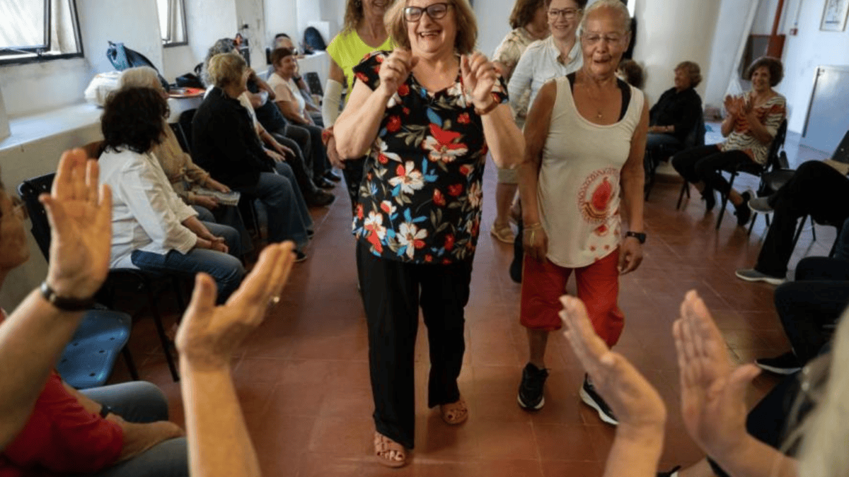 Talleres gratuitos para personas mayores mañana viernes en Montevideo