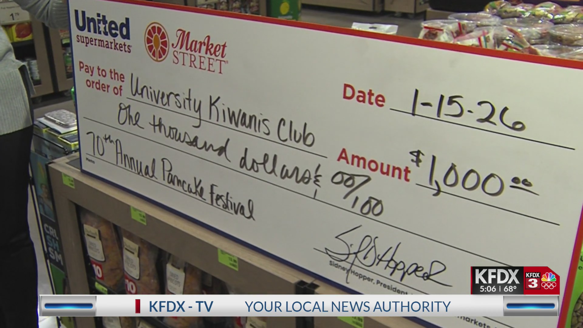 United Supermarkets donates $1,000 to University Kiwanis Club