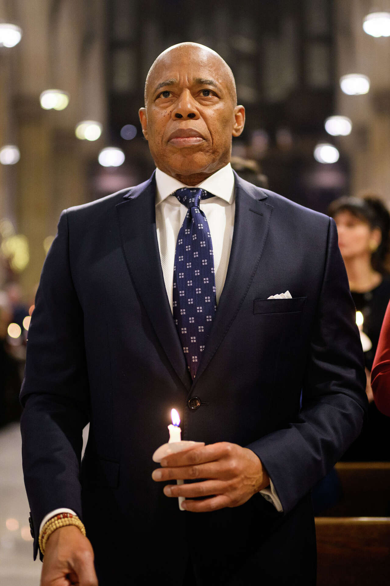 Ex-NYC mayor Eric Adams warns traveler at Texas airport: 'You're gonna ...