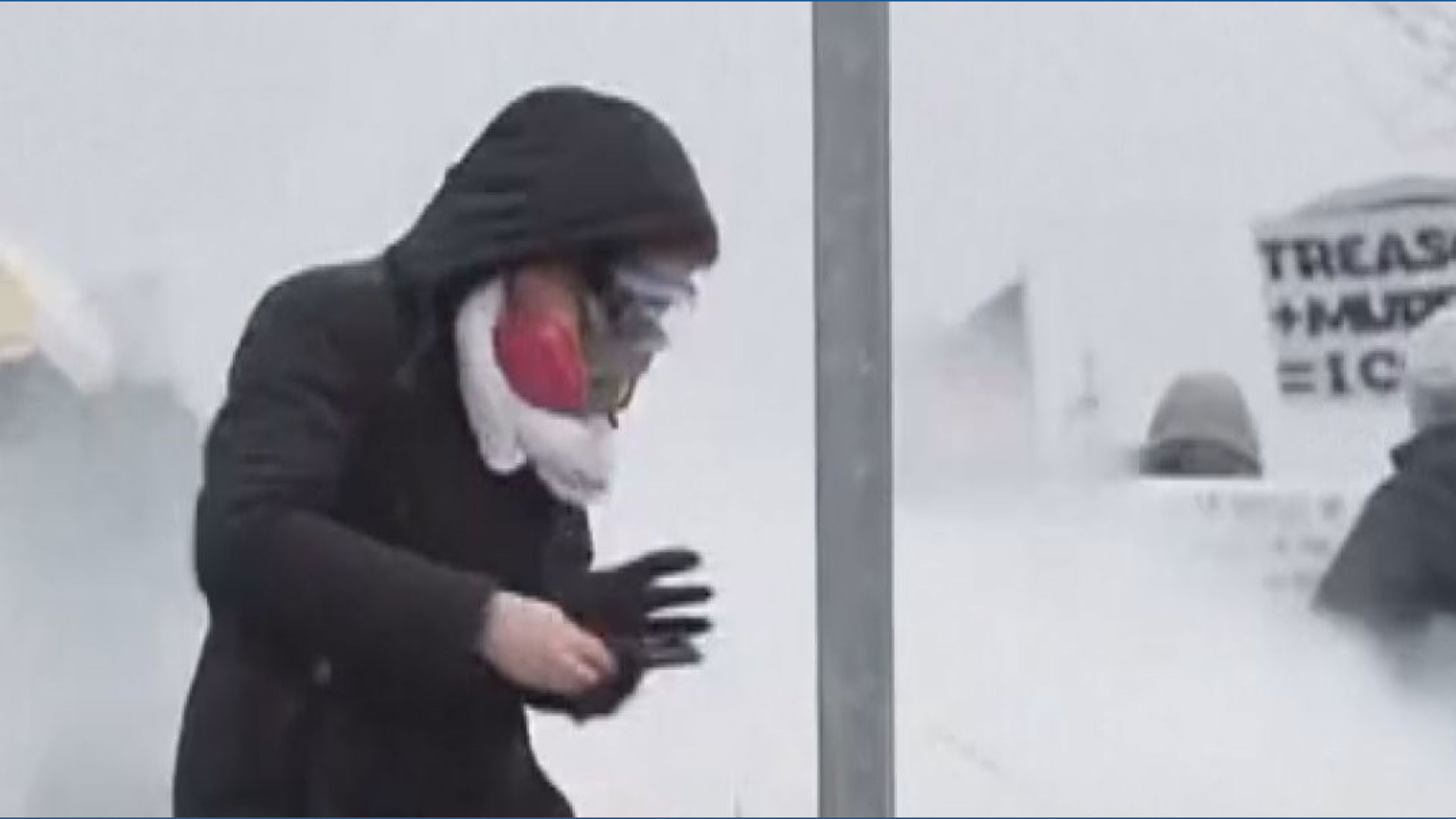 Tear gas deployed in latest Minneapolis clashes involving ICE