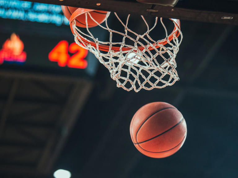 Former Pittsburgh college basketball player indicted in point-shaving ...