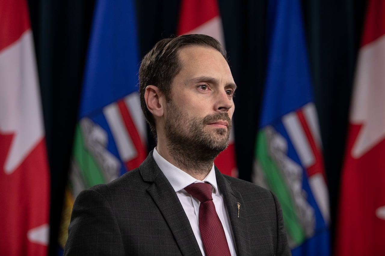 Alberta orders fatality inquiry into death of man at Edmonton emergency ...