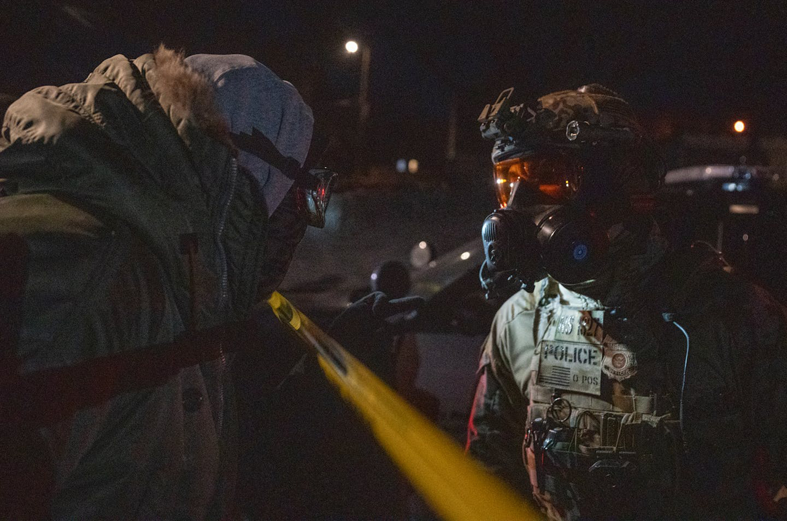 Chaotic protests ensue after federal agent shoots Venezuelan immigrant ...