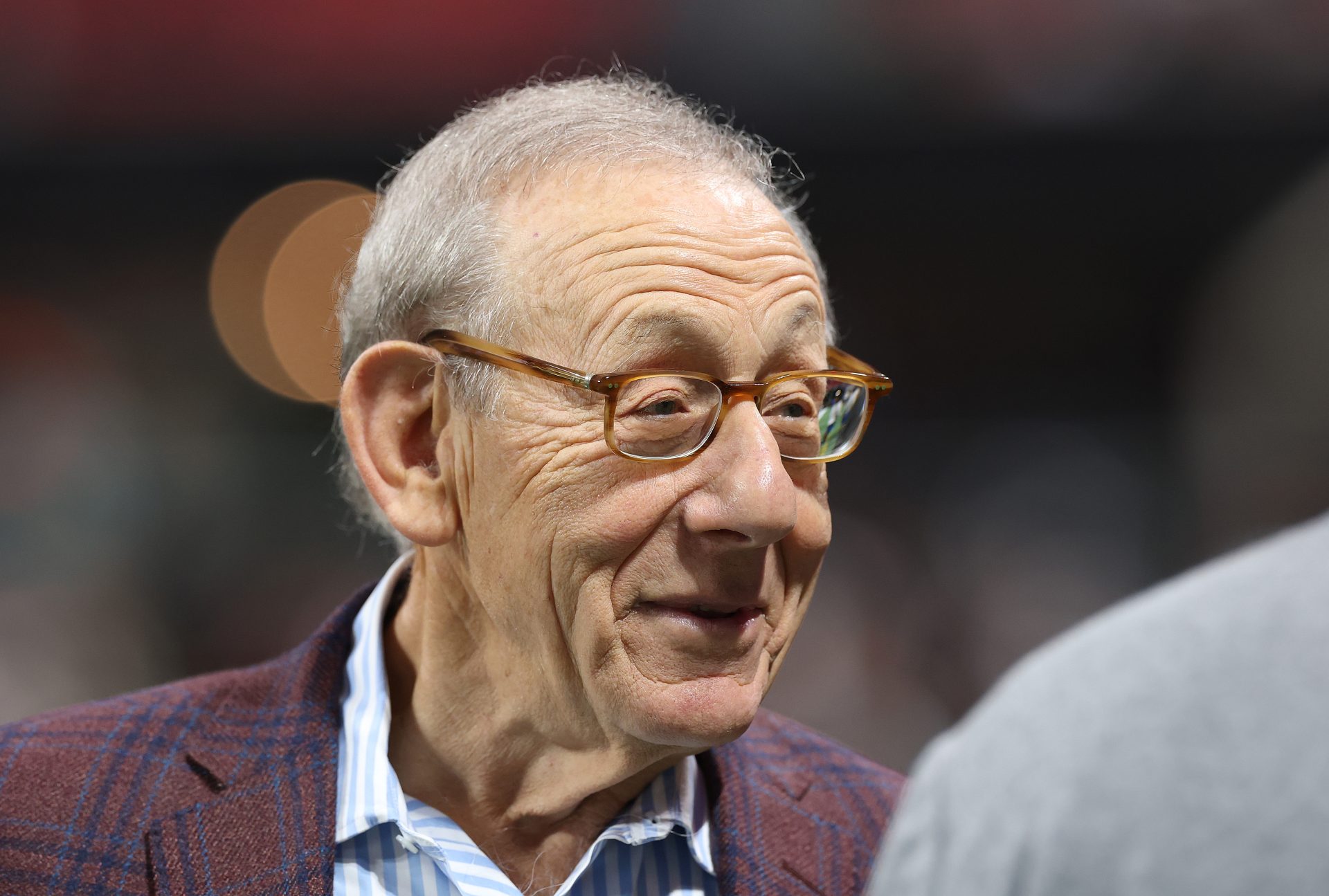 Ross receiving offers for Miami Dolphins "you wouldn't believe"