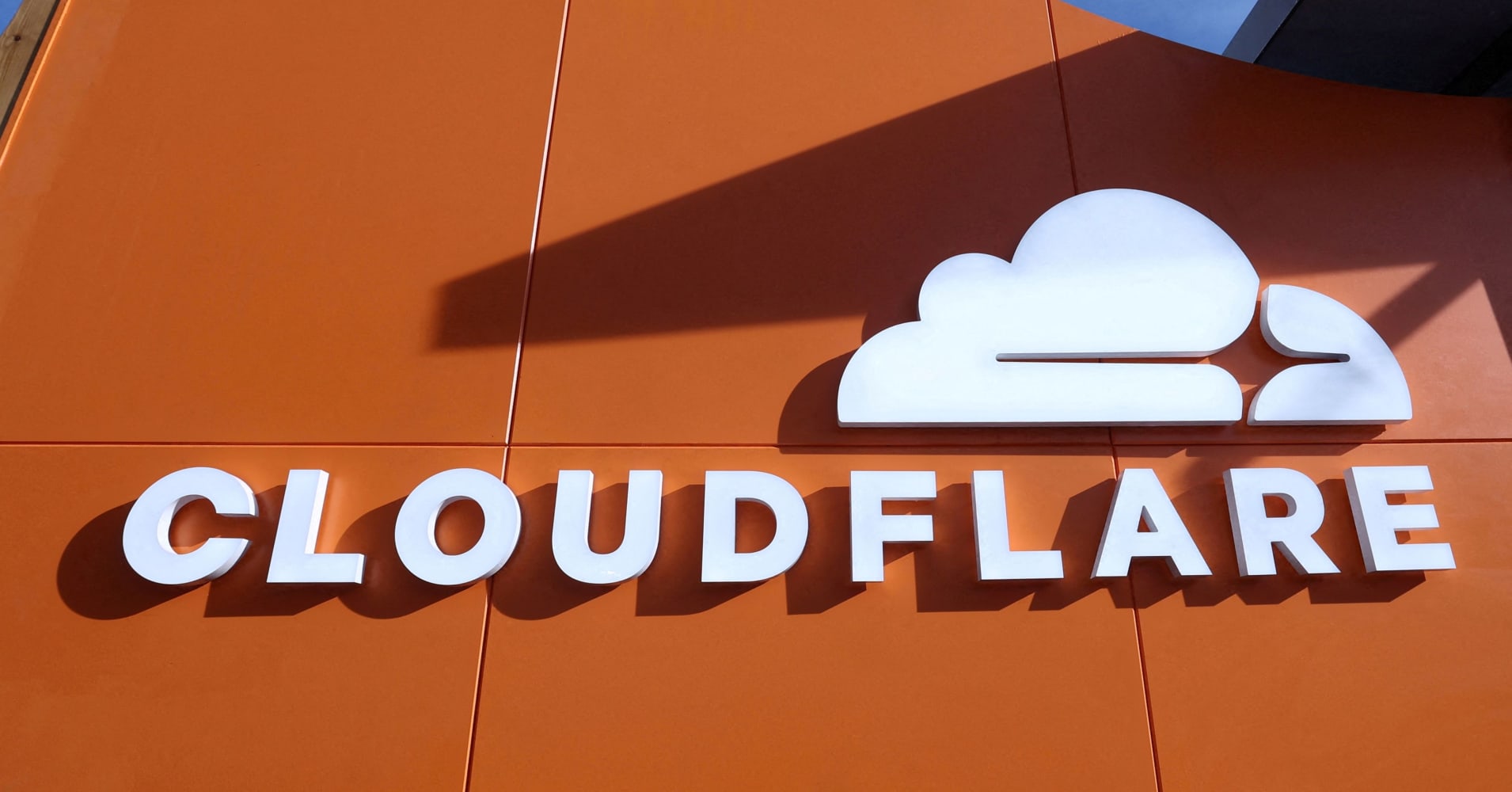 Cloudflare acquires AI data marketplace Human Native
