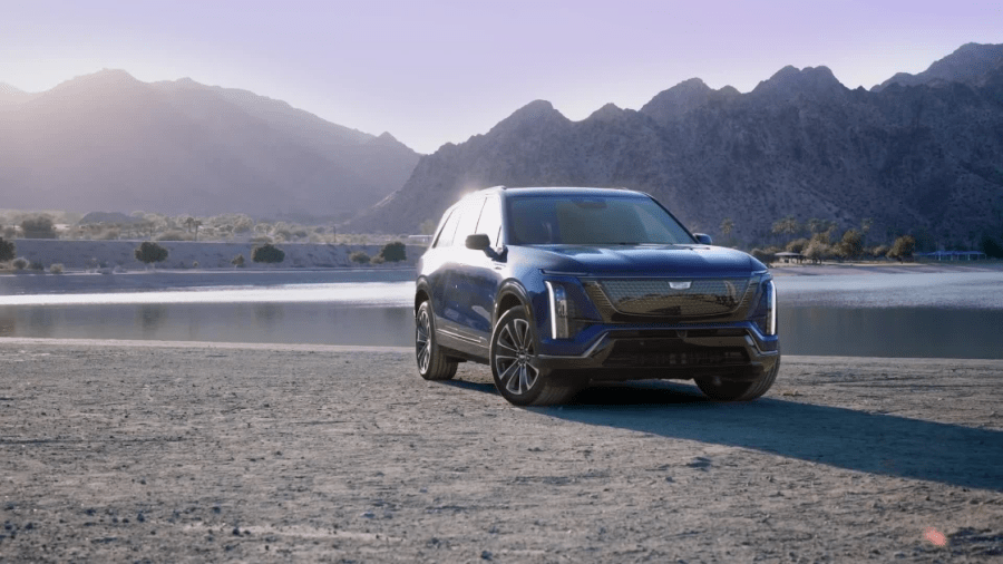 Cadillac Vistiq: The electric three-row that actually works