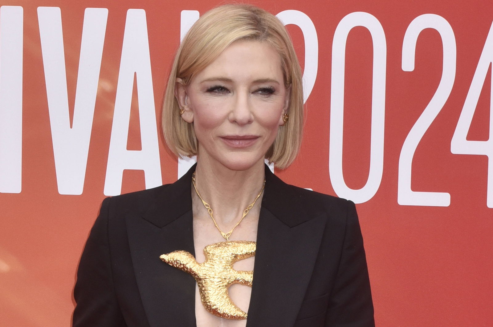 Cate Blanchett returns as Valka in live-action 'How to Train Your Dragon 2'