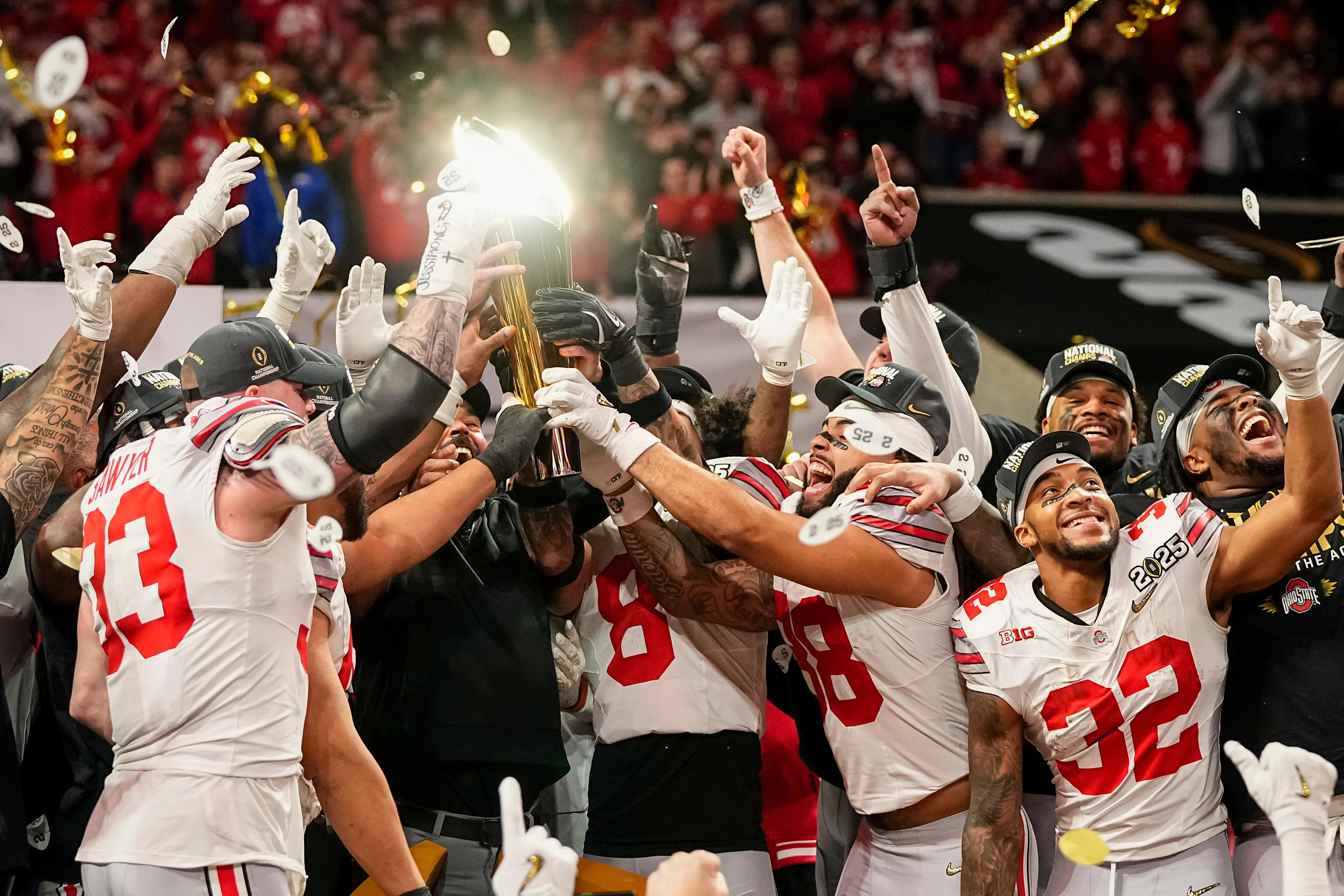 Have Big Ten teams won football national championship 3 years in a row?