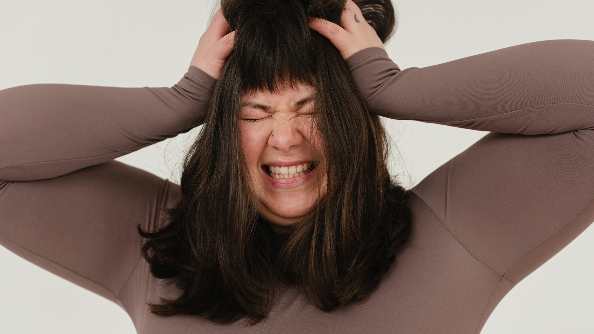 10 reasons why you're always anxious & 10 coping techniques to calm you ...