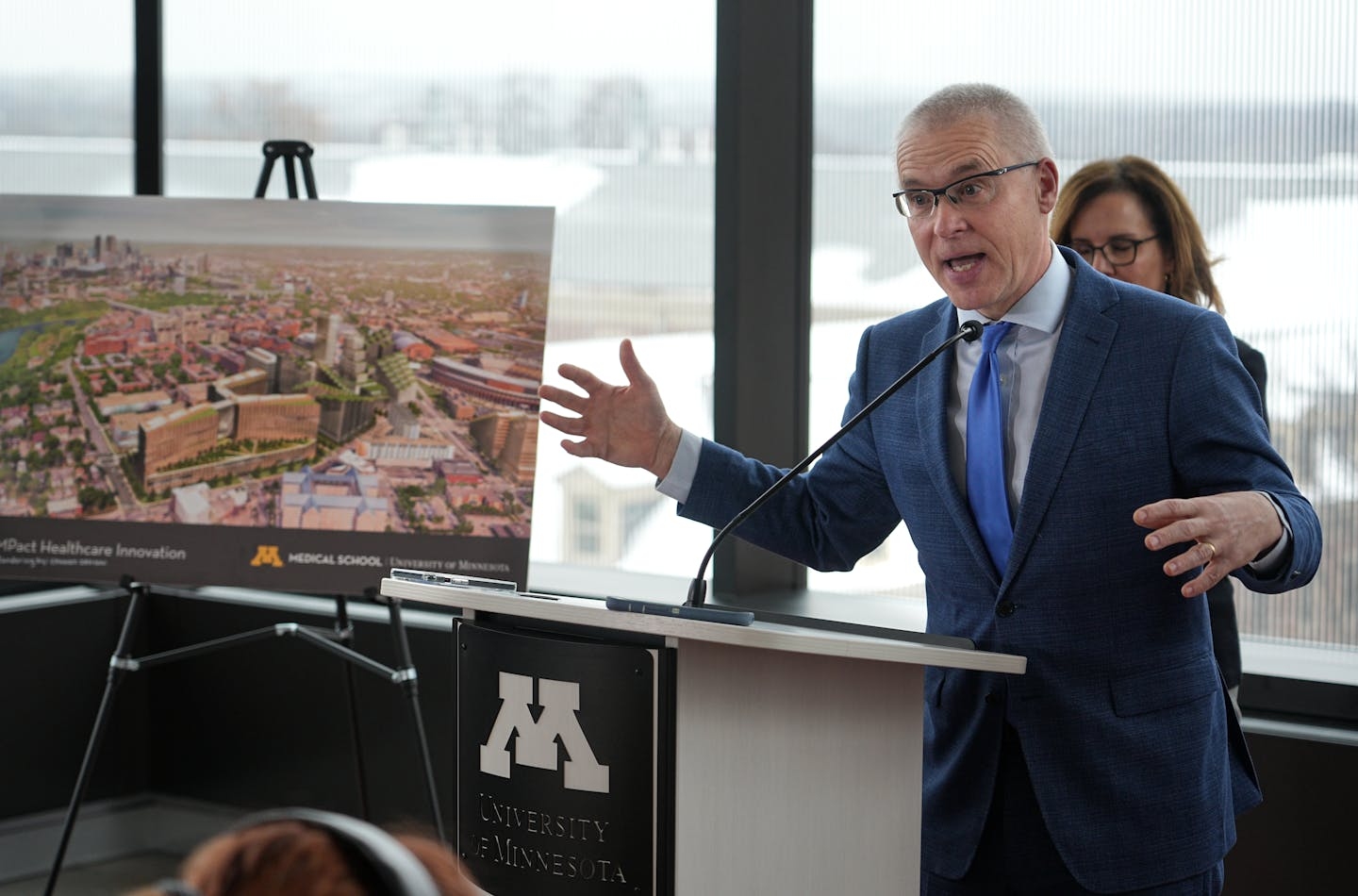 U of M medical school dean leaving amid instability