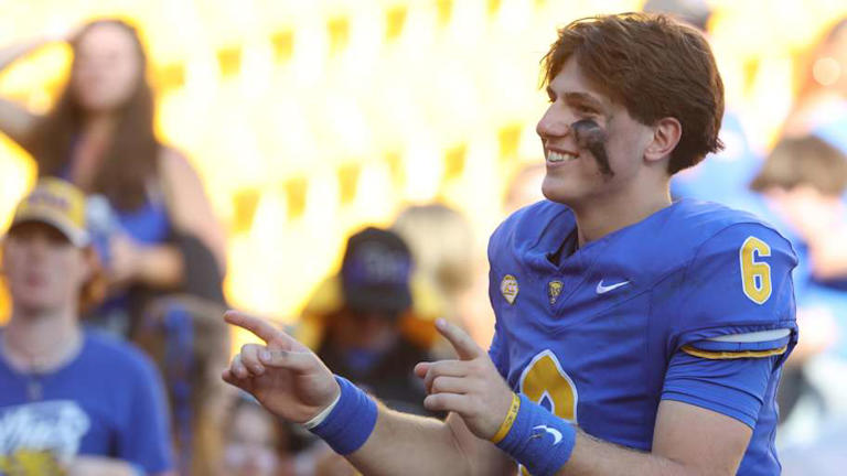 Pitt starting QB announces return for 2026 season