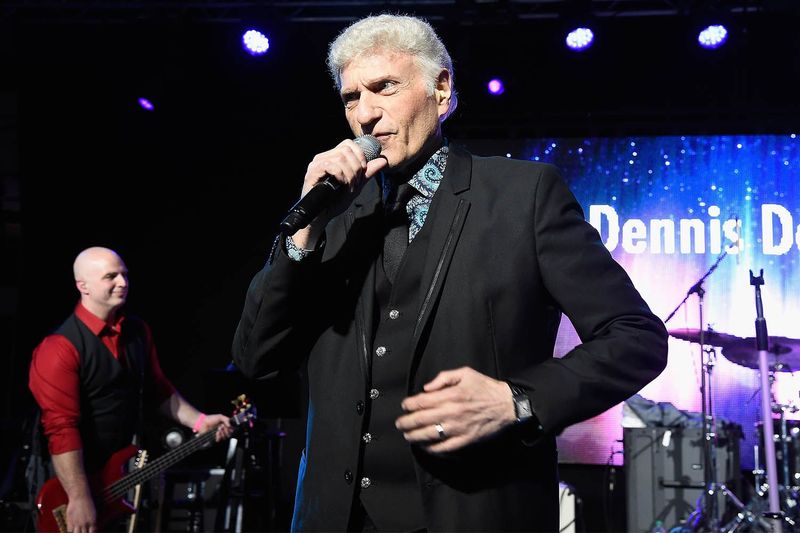 16 lead singers who don't get the credit they deserve