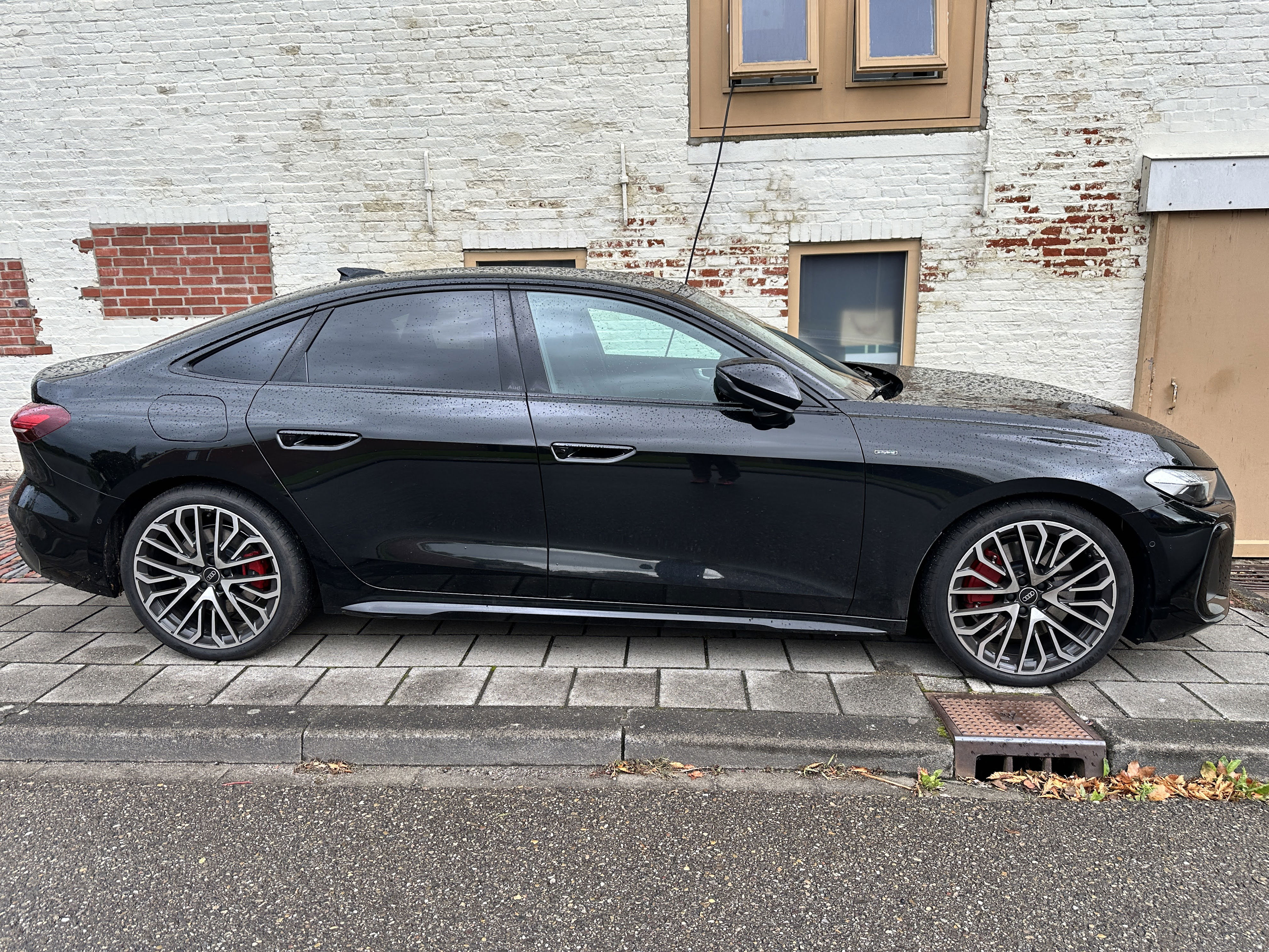 Hybride, plug-in hybride of volledig elektrisch? Wat doe je met €45K te ...