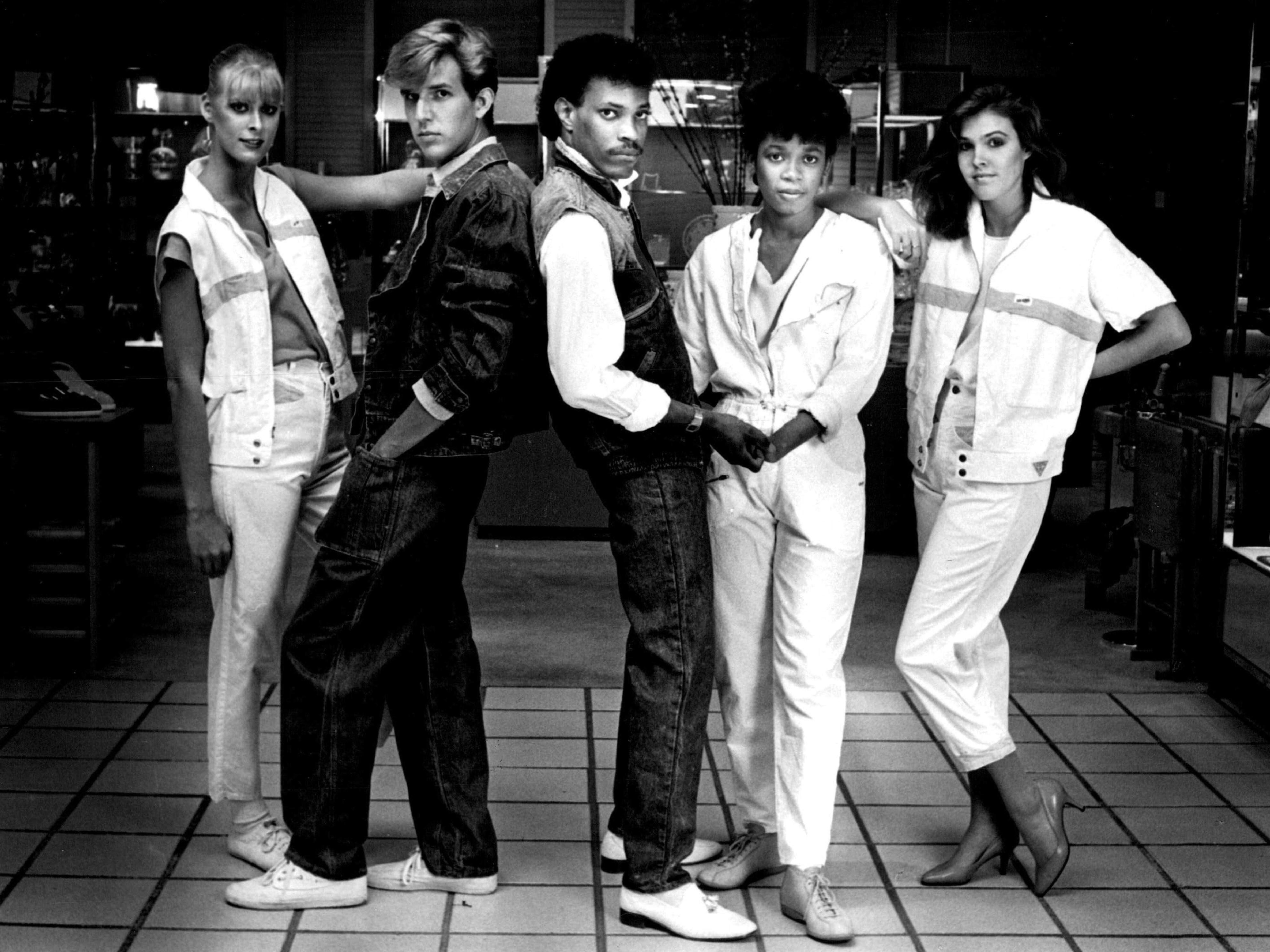 Saks has big history in South Florida. The retail chain now has money ...