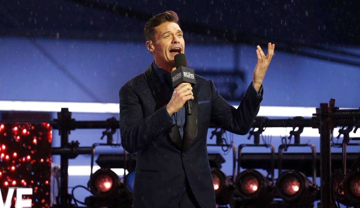 Wheel of Fortune fans applaud Ryan Seacrest’s hosting style