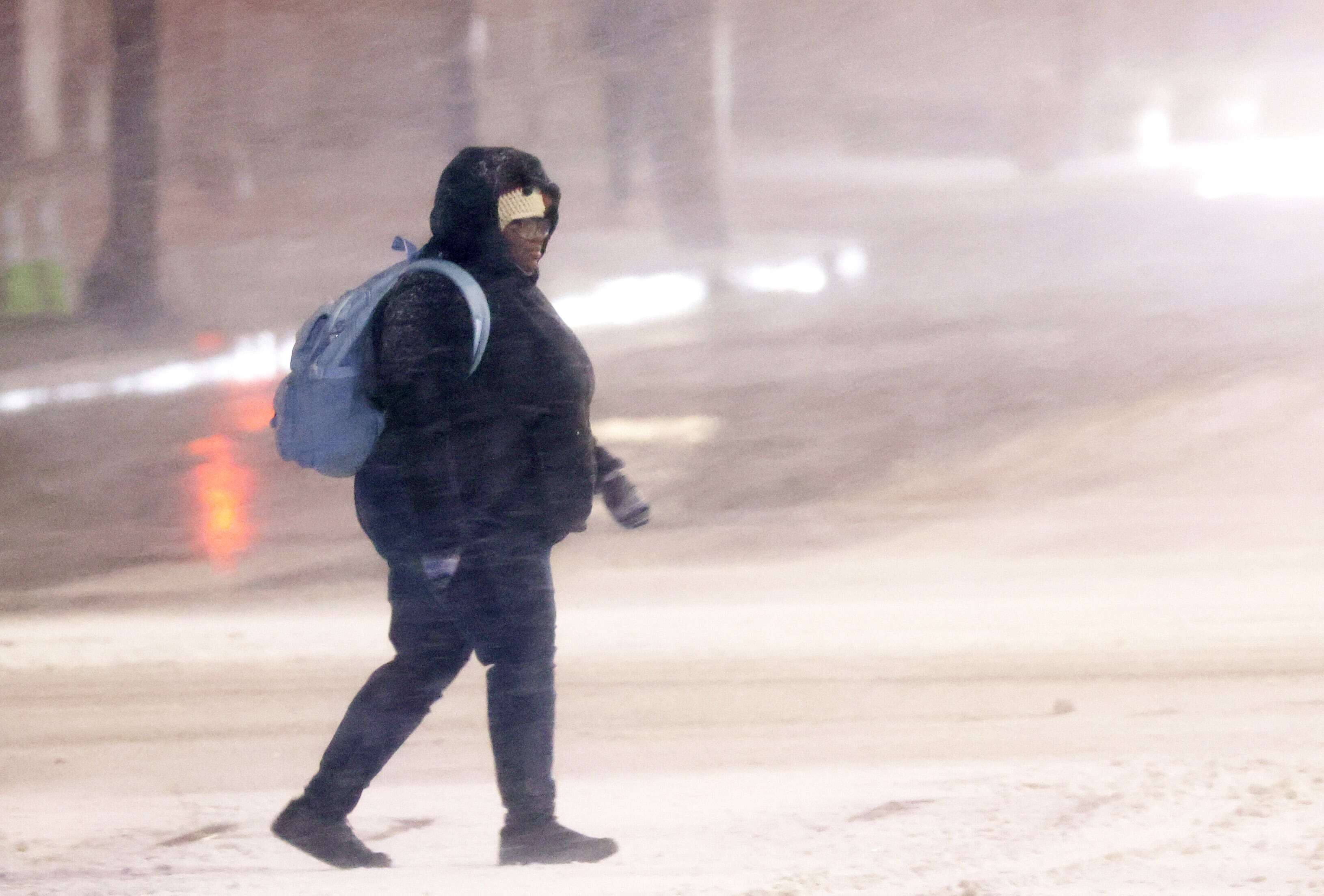 Lake-effect snow warning brings hazardous Thursday morning commute to ...