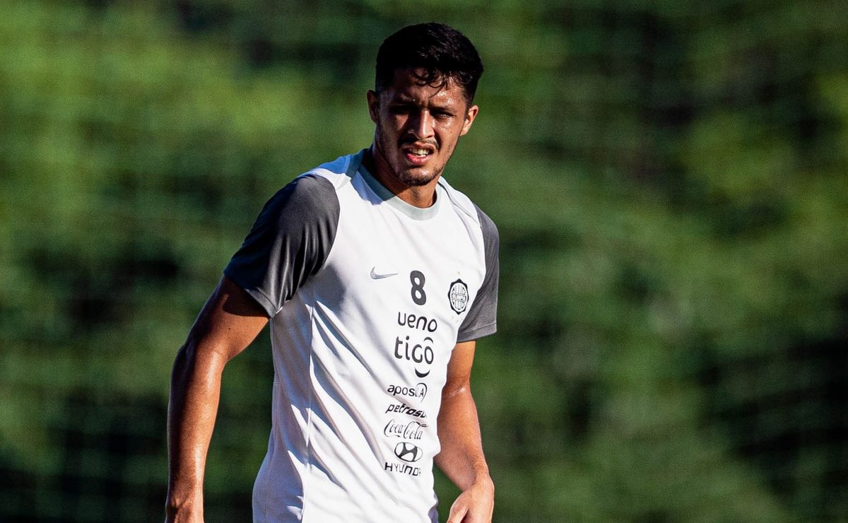 La formación de Olimpia vs Colo Colo en la Serie Río de la Plata