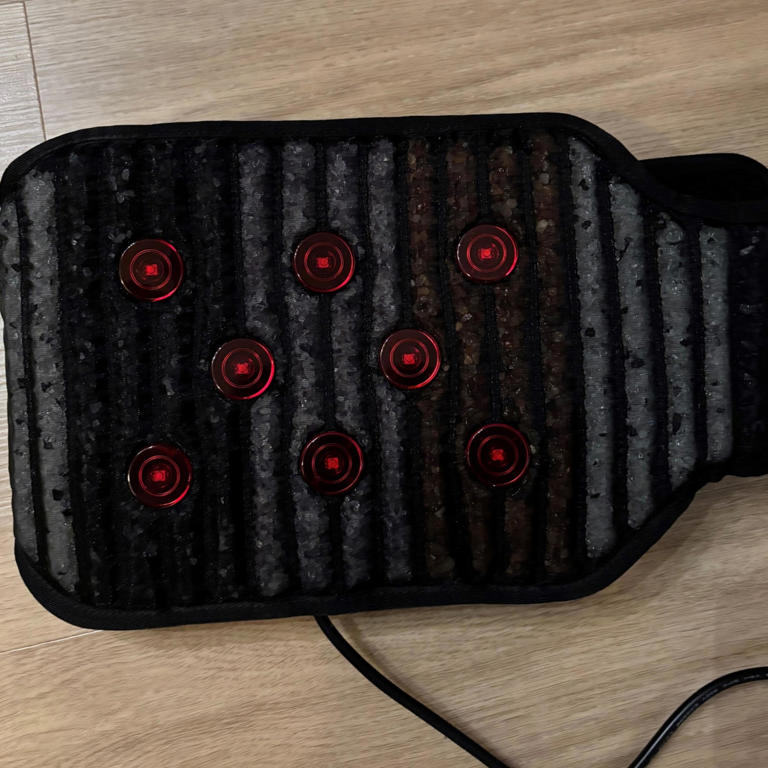 What's the hype with red light therapy belts? Experts explain the benefits