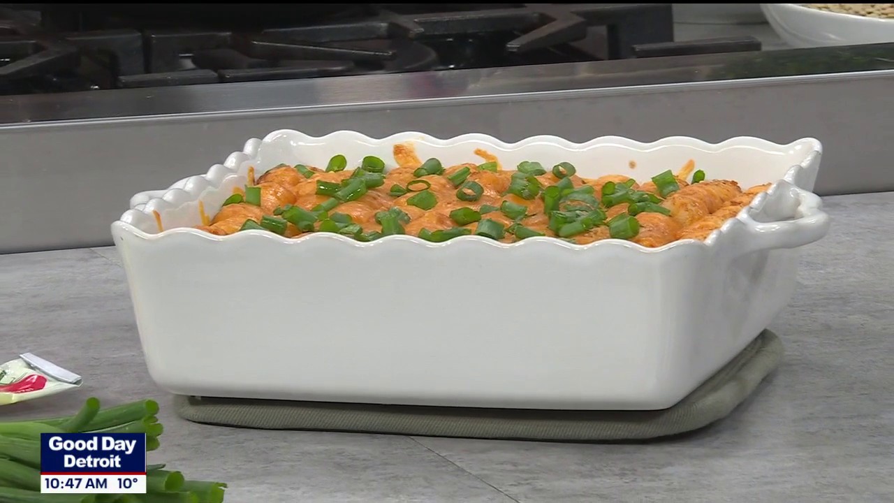 Mutzie's Kitchen makes vegan shepherd's pie