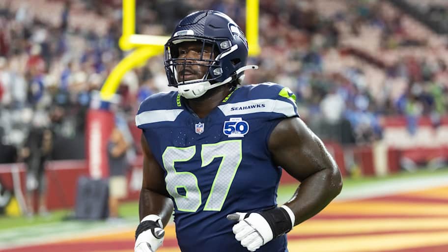 Details revealed for Seahawks left tackle Charles Cross' massive new ...