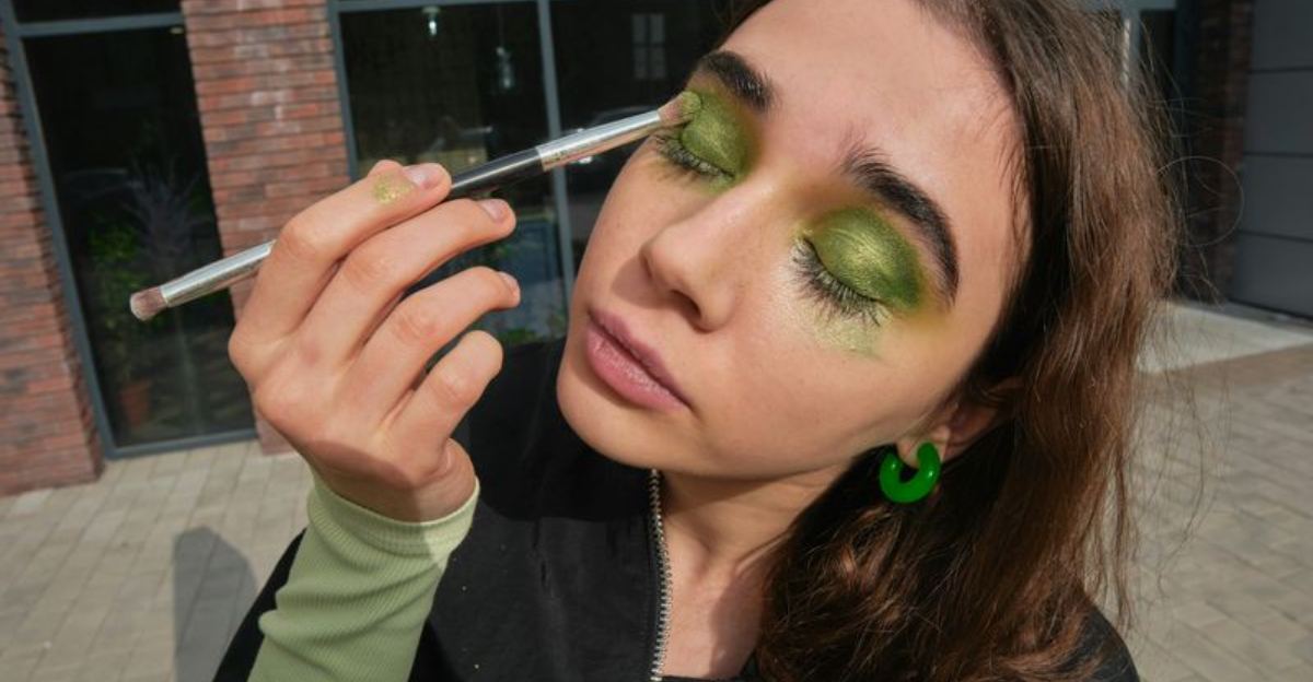 12 grooming habits that make women look tired rather than elegant