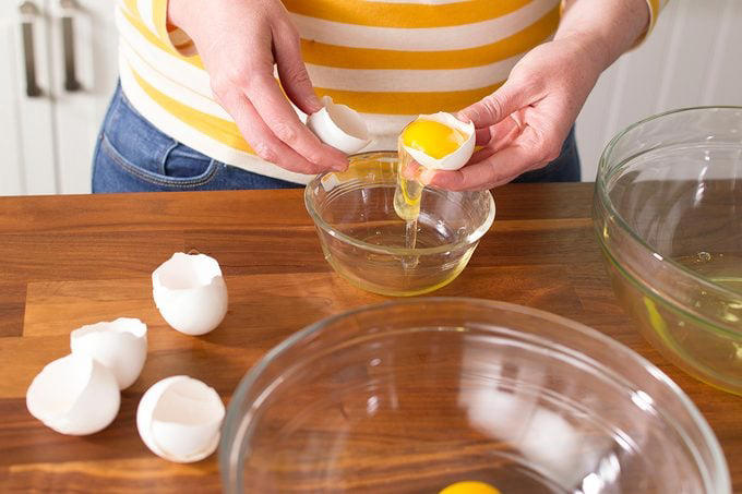 How to make a flourless chocolate cake better than any restaurant’s