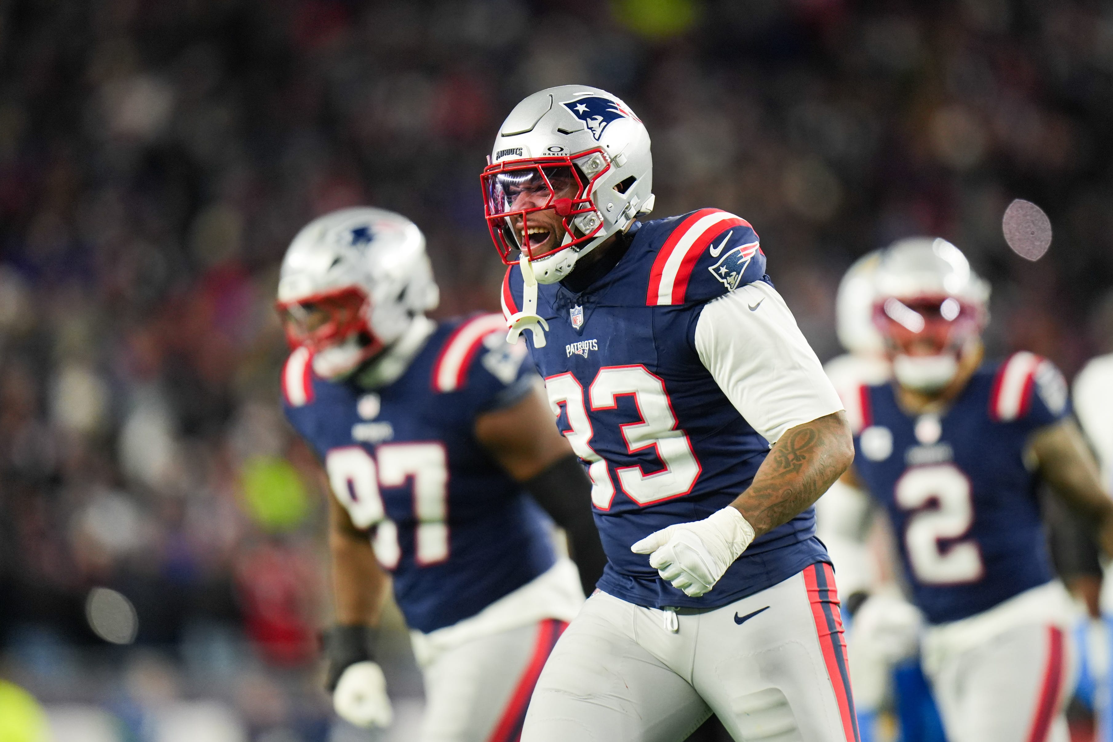 Patriots reveal uniform for divisional playoff game against Texans