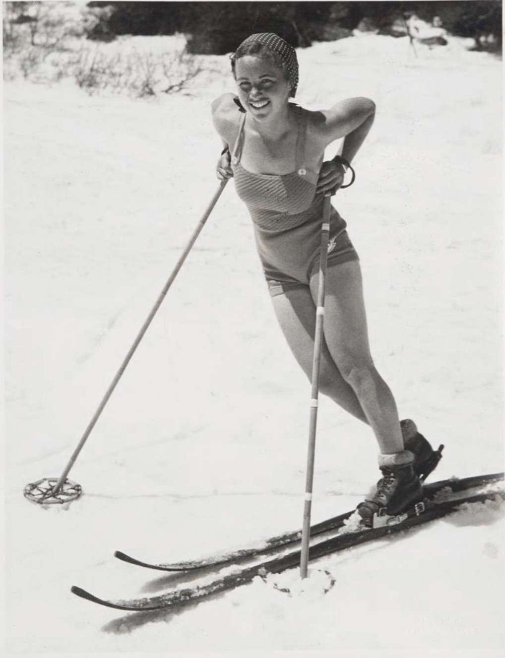 25 photos of a world right before WWII, 1937