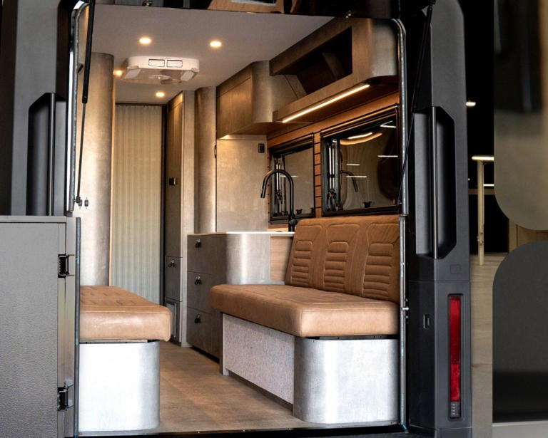 The Indiana big RV industry finally built an innovative electric ...