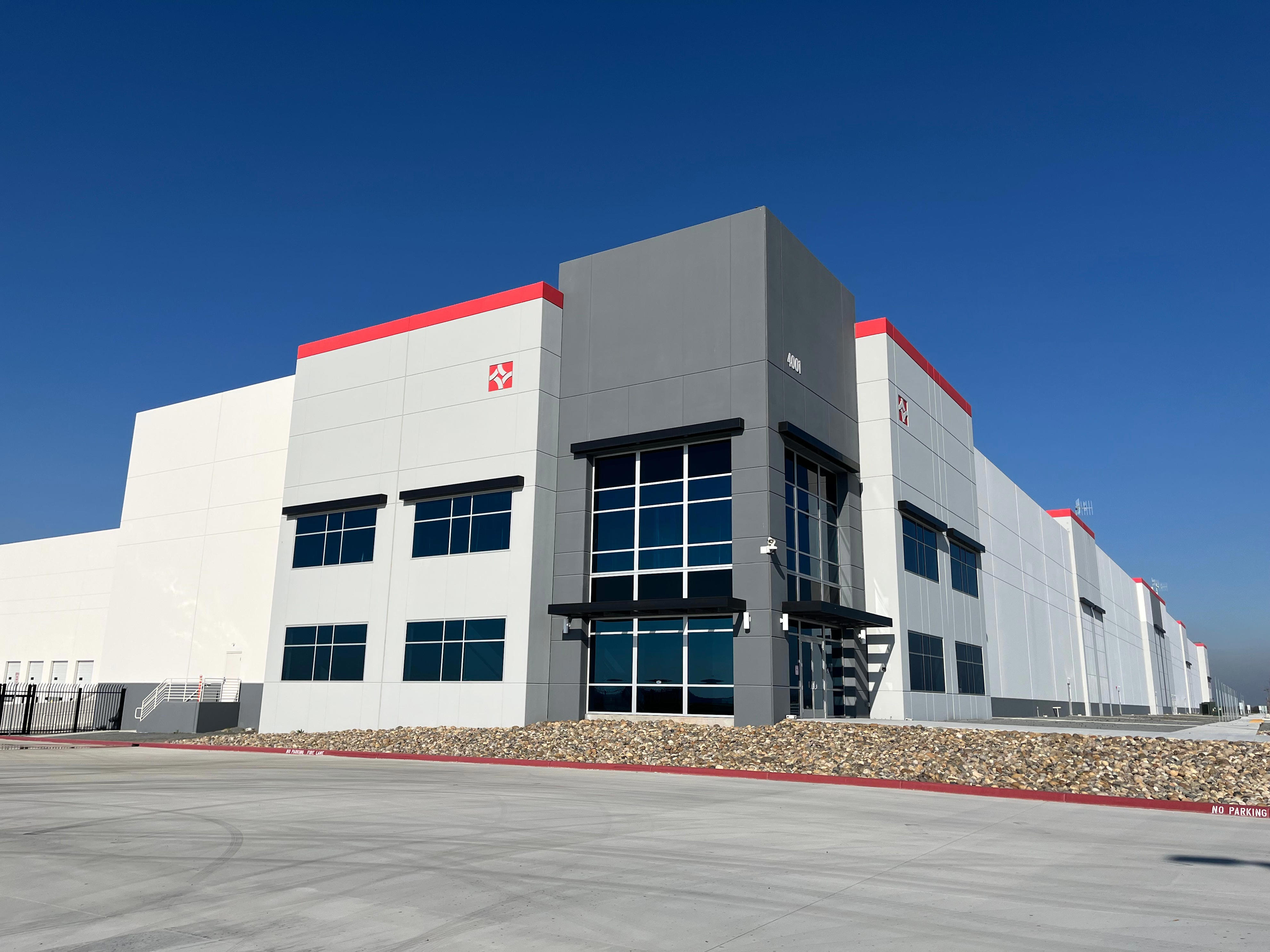 New Amazon facility to bring 471 jobs to Visalia area