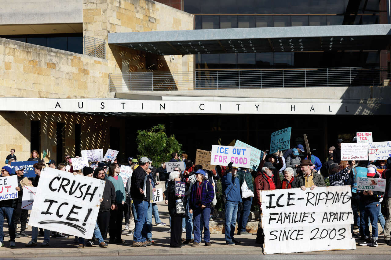 Texas city warns of ICE presence in small town near Austin