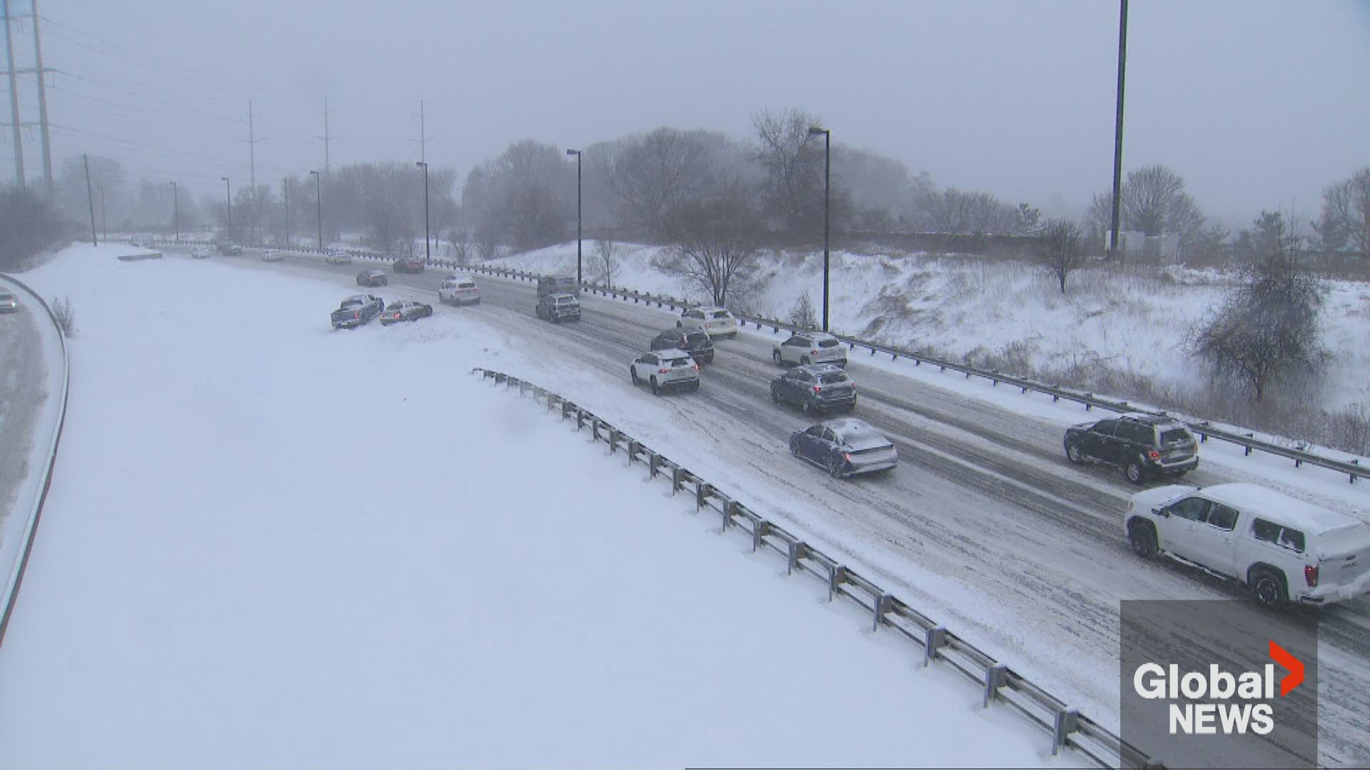 Slow commute into Toronto amid heavy snowfall